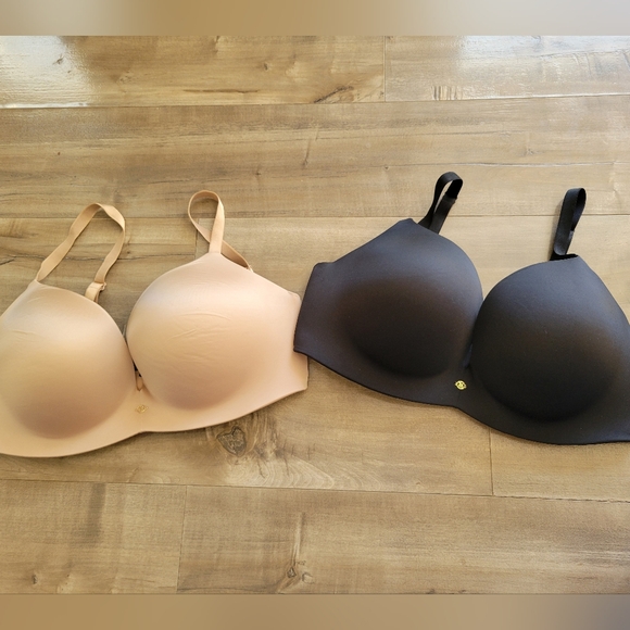 Victoria's Secret | Intimates & Sleepwear | Two Victorias Secret So ...